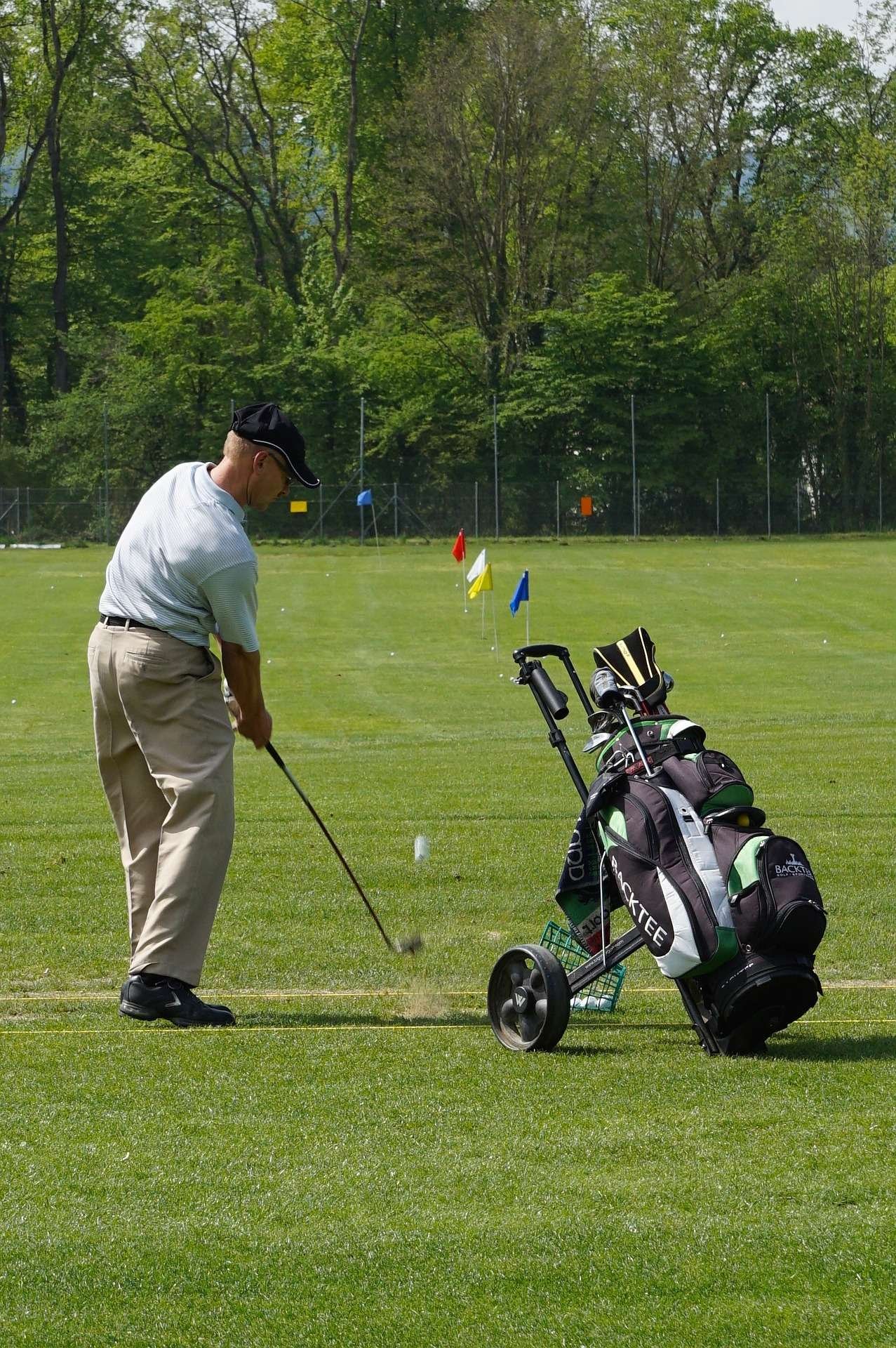 Best Golf Pull Cart in 2026 - UpBeatGolf